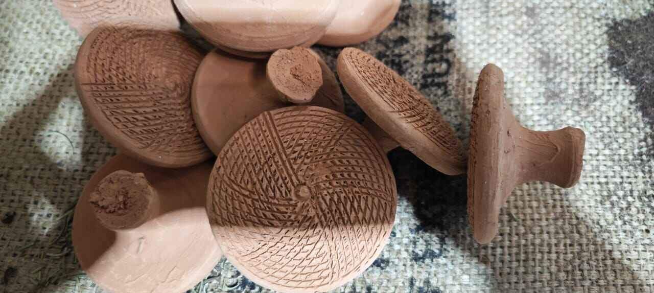 M'hekka terracotta clay pumice stone